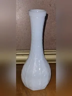 FTD | Accents | Vintage Ftd Milk Glass Opaque Bud Rose Vase 981 1 Tall ...